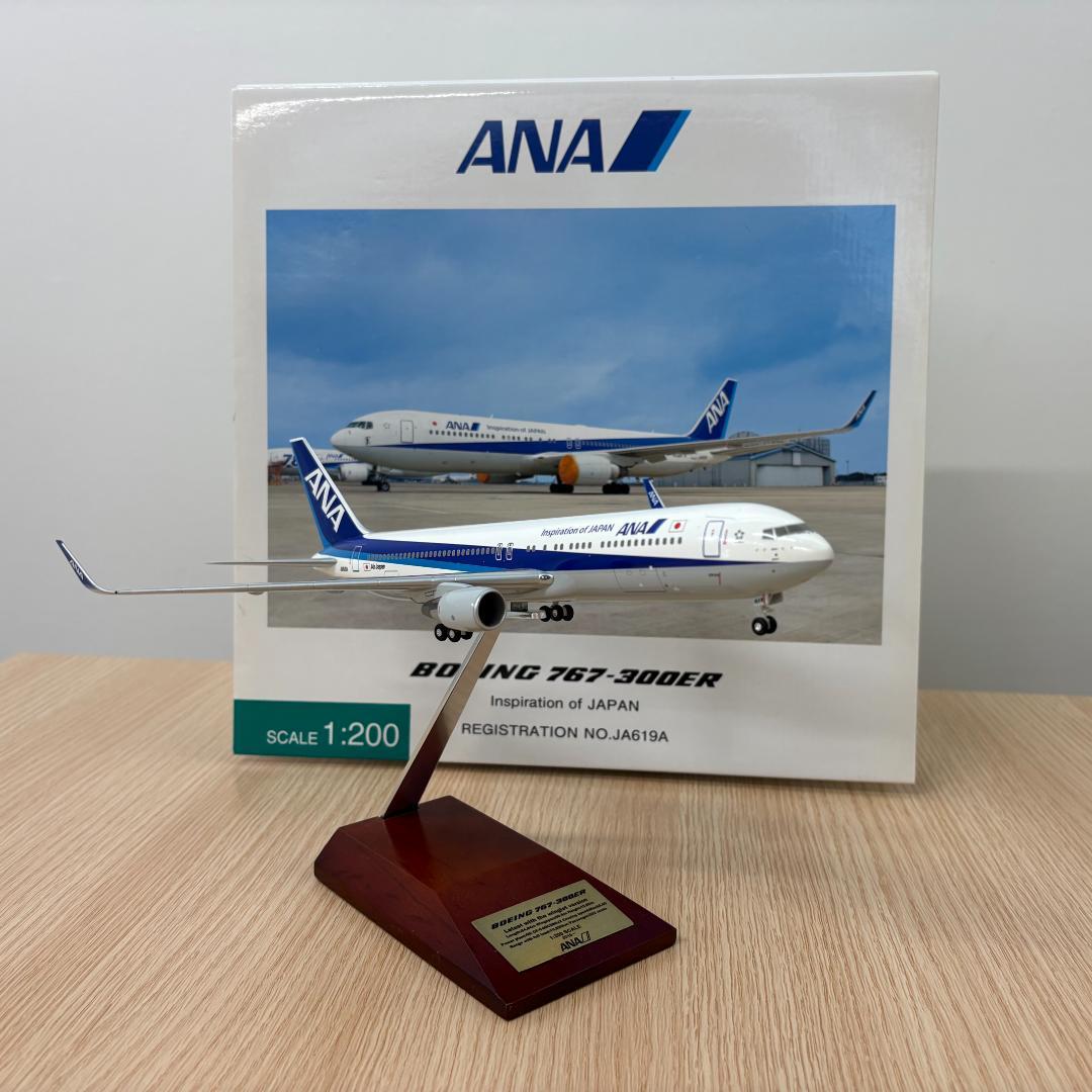 《激レア》ANA BOING 767-300ER JA619A 1:200