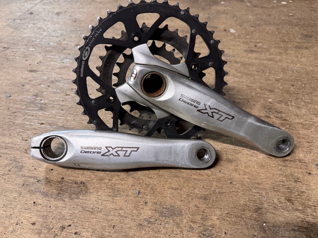 Shimano Deore XT クランクセット　　　29日まで