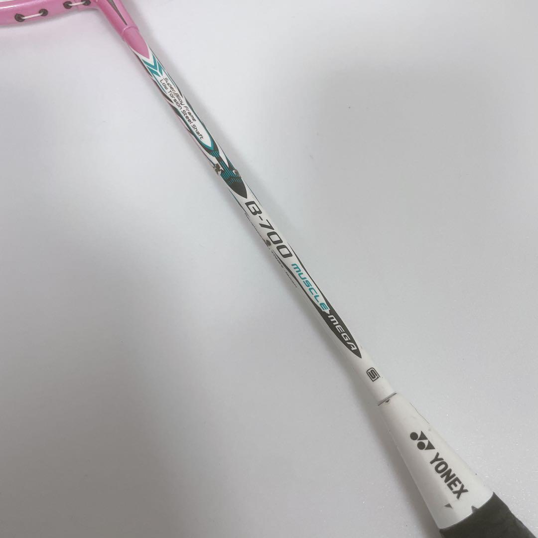 【良品】YONEX B-700 MUSCLE MEGA バドミントンラケット