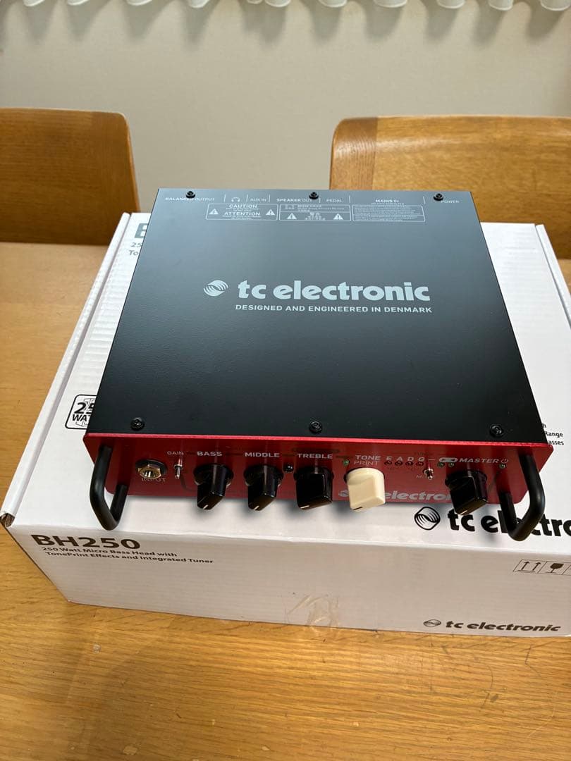 tc electronic ティーシーエレクトロニック BH250 アンプヘッド