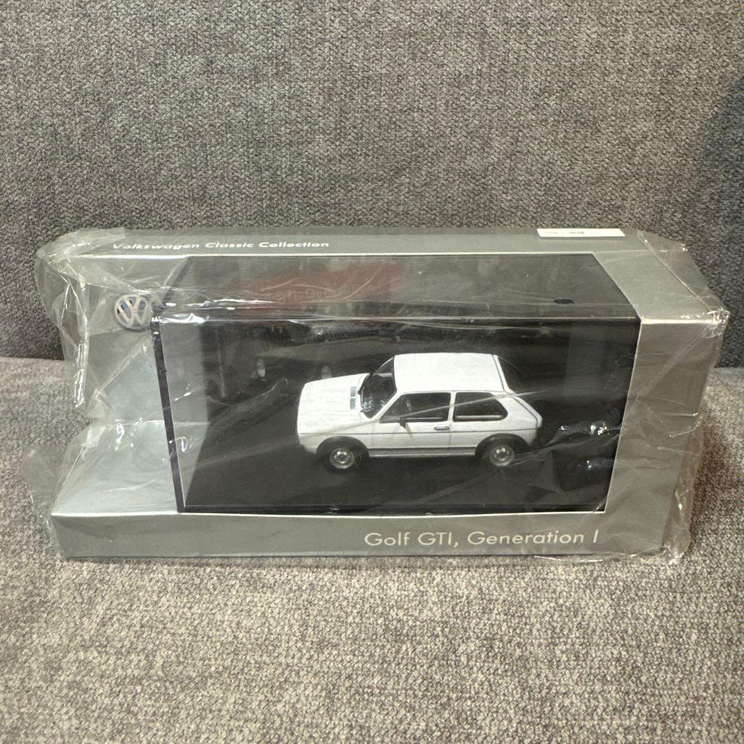 Volkswagen Golf 1 GTI ミニカー 1:43