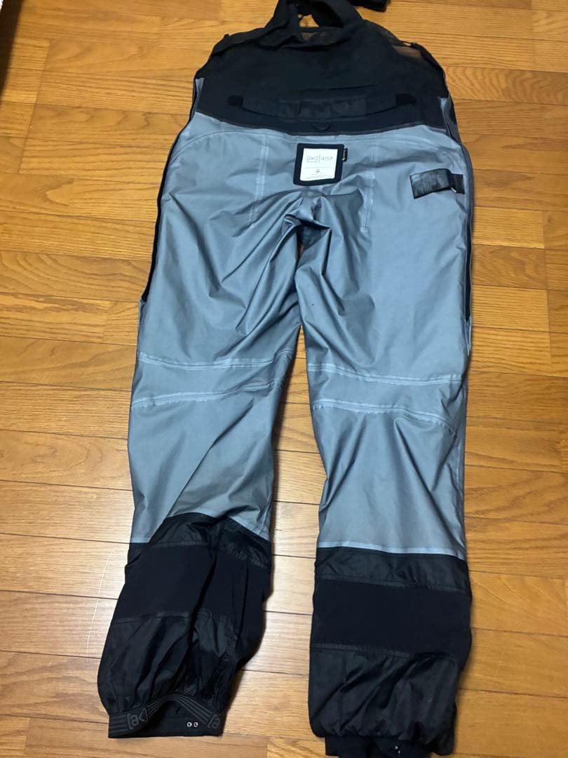 Burton Ak457 ビブパンツ　gortex pro スキー　スノボ