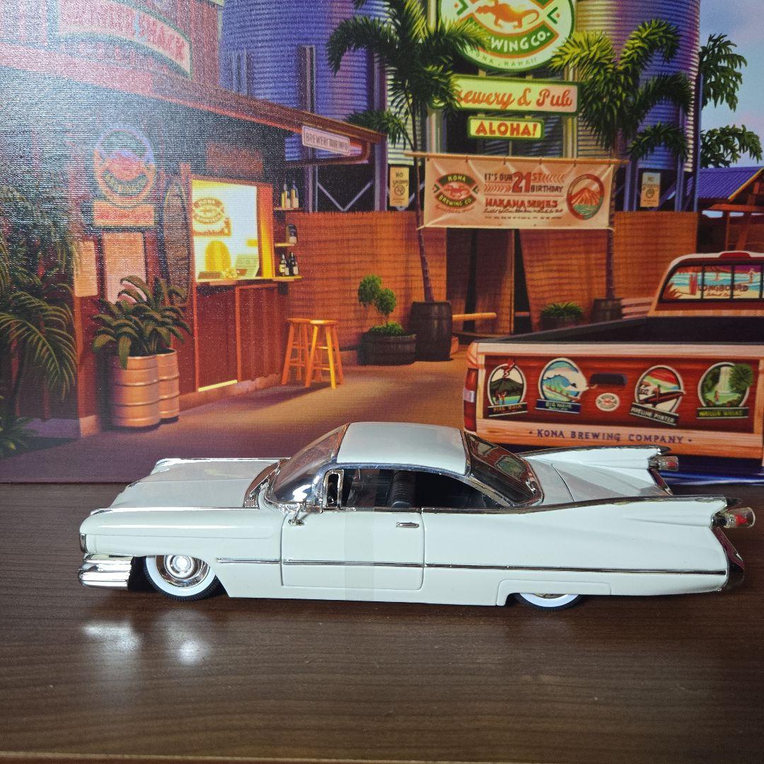 1959 Cadillac キャデラック ローライダーホワイトカスタム 1/24