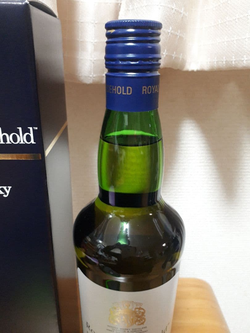 ロイヤルハウスホールド　Blended Scotch Whisky 750ml