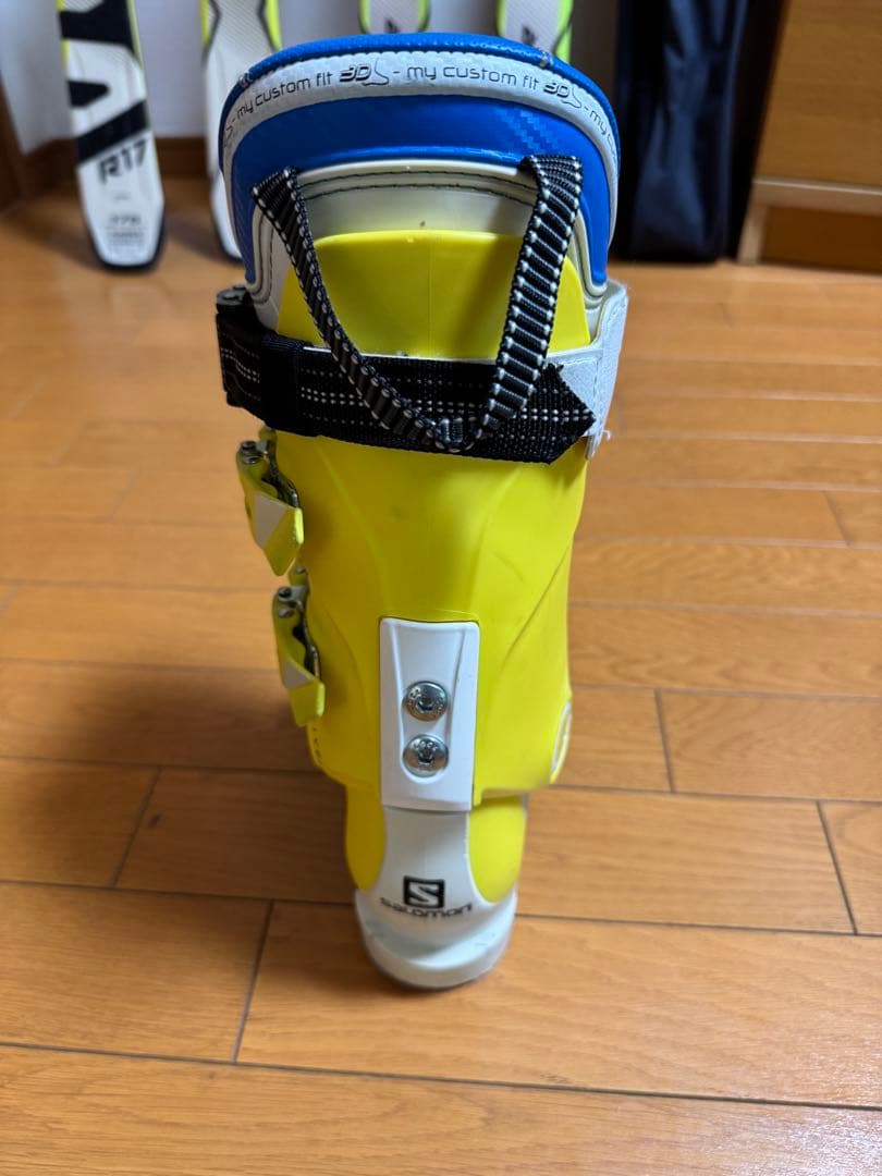 Salomon X-MAX イエロー スキーブーツ