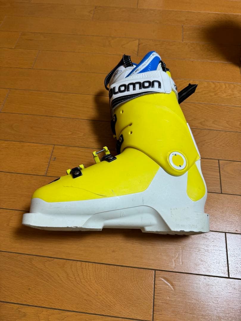 Salomon X-MAX イエロー スキーブーツ