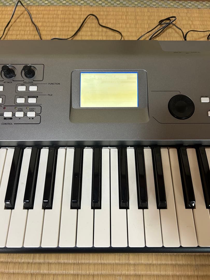 YAMAHA MM6 シンセサイザー 61鍵盤 中古