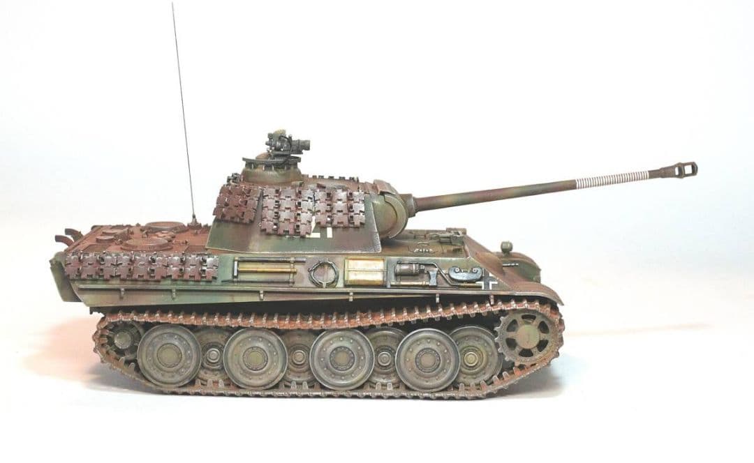 タミヤ 1/35 パンサーG型 赤外線暗視装置 スチールホイールVer.