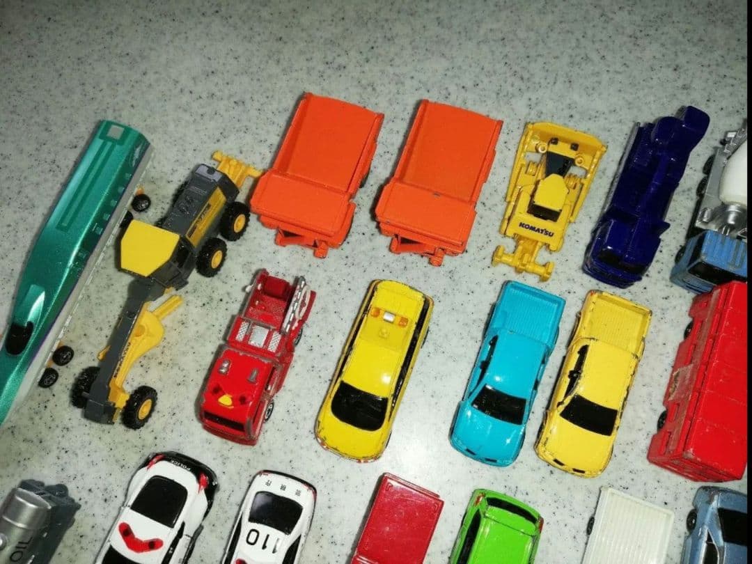 トミカ ミニカー くるくる峠　つながる道路　トミカタウン　TOMICA