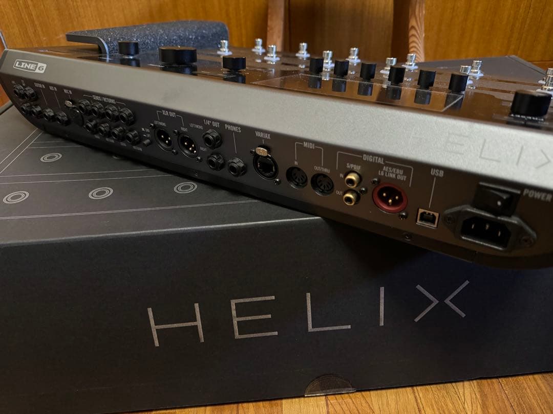 LINE6 Helix Floor Space Gray（限定カラー）