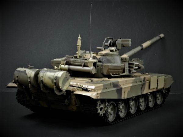 技術基準適合証明済 Henglong 2.4GHz 1/16 ロシア T-90