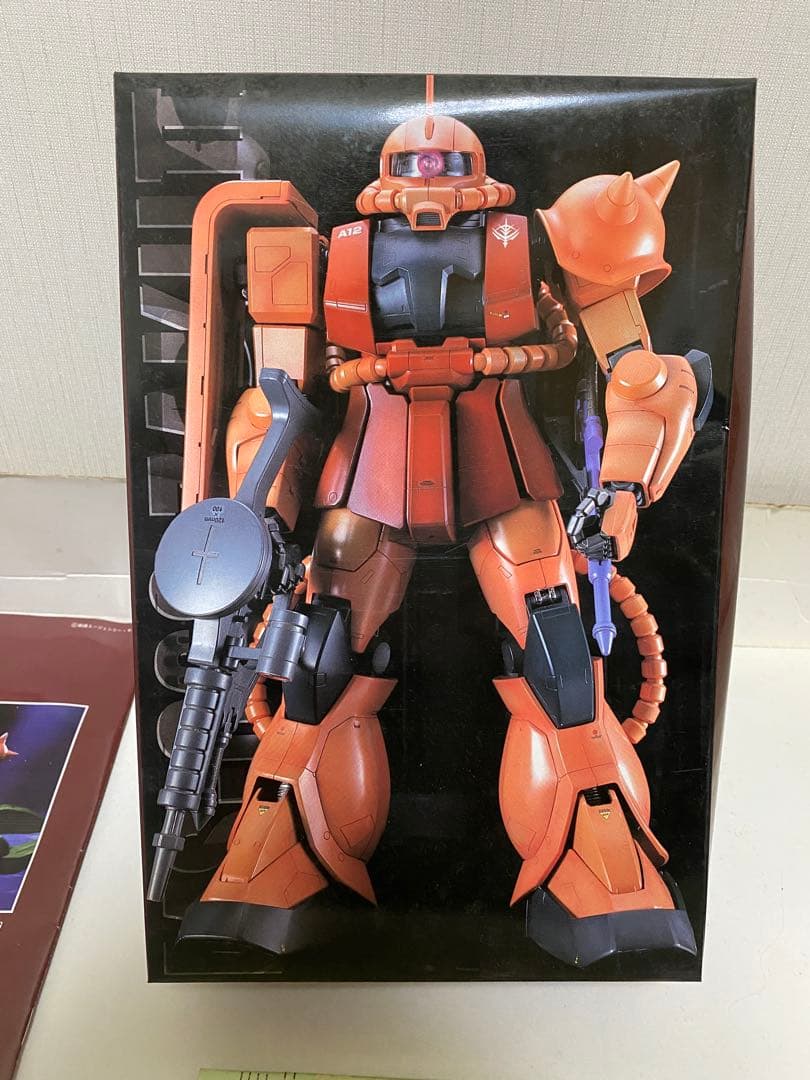 豆*子様 BANDAI MS-06S ZAKU-II PG シャア　ガンプラ　ザ