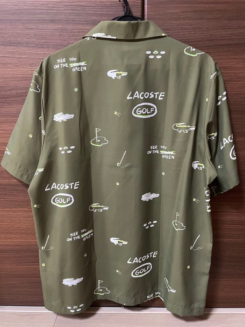 LACOSTE ウルトラドライオープンネック総柄シャツ