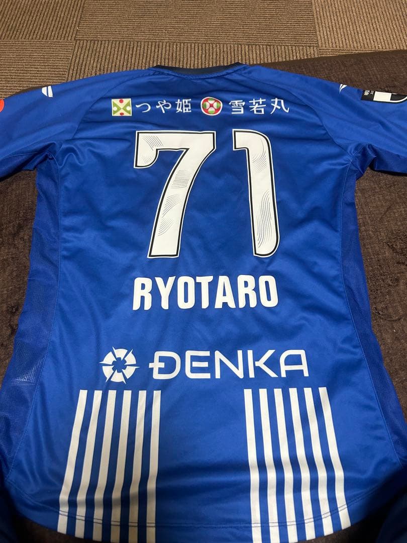 サッカーシャツ 青 ストライプ RYOTARO 71