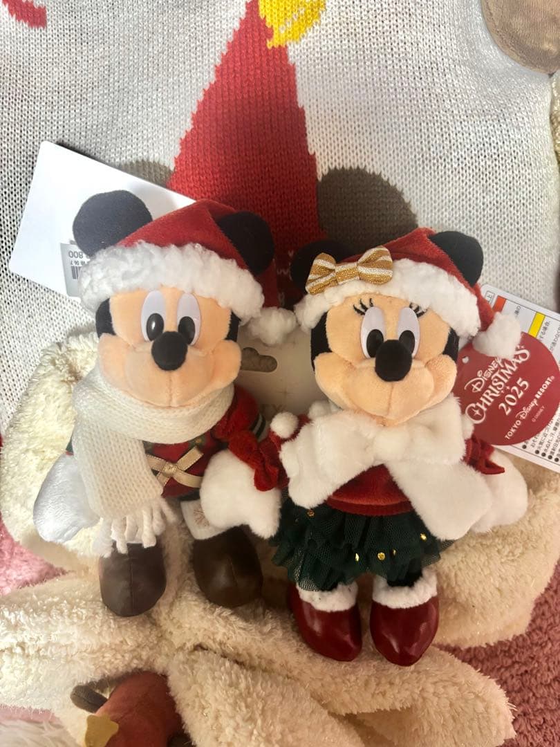 ディズニークリスマスまとめ売りリルリンリンセーター ポシェット ぬいぐるみバッチ