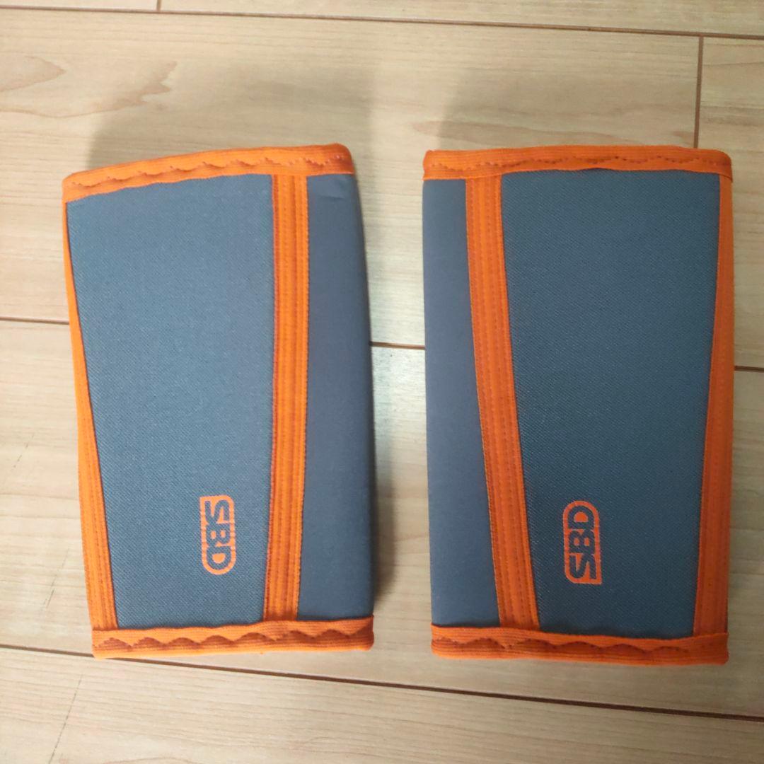 SBD Forge フォージ エルボースリーブ グレー Sサイズ