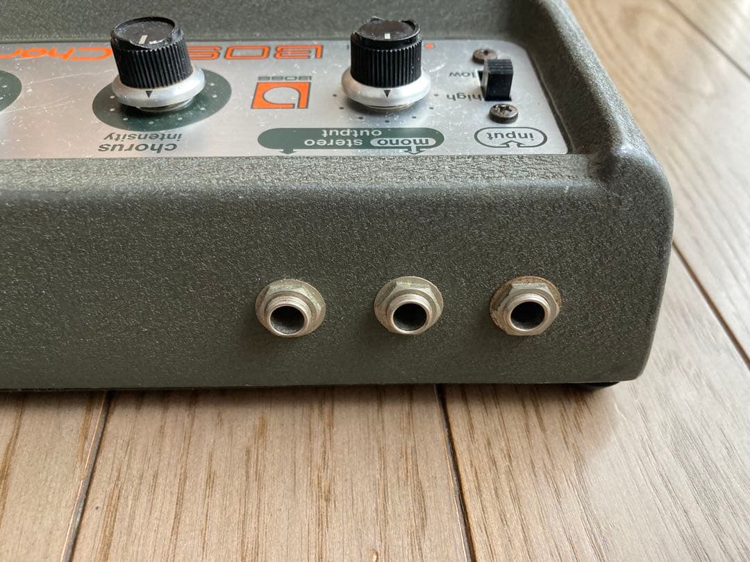 ギター BOSS CE-1