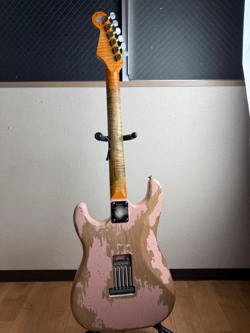 本日00時までCUSTOM STRATOCASTER
