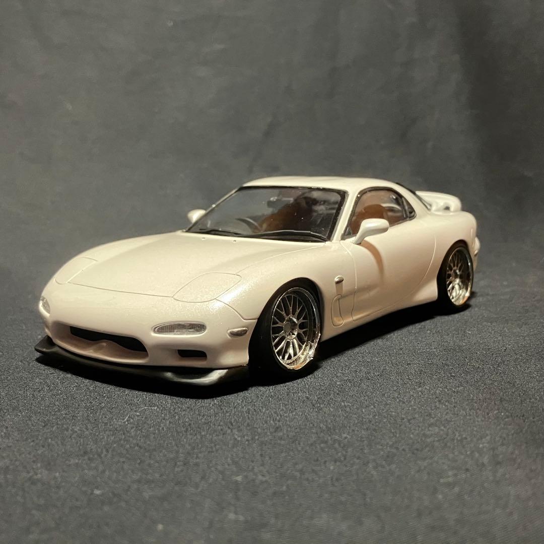タミヤ アンフィニ RX-7 完成品 1/24