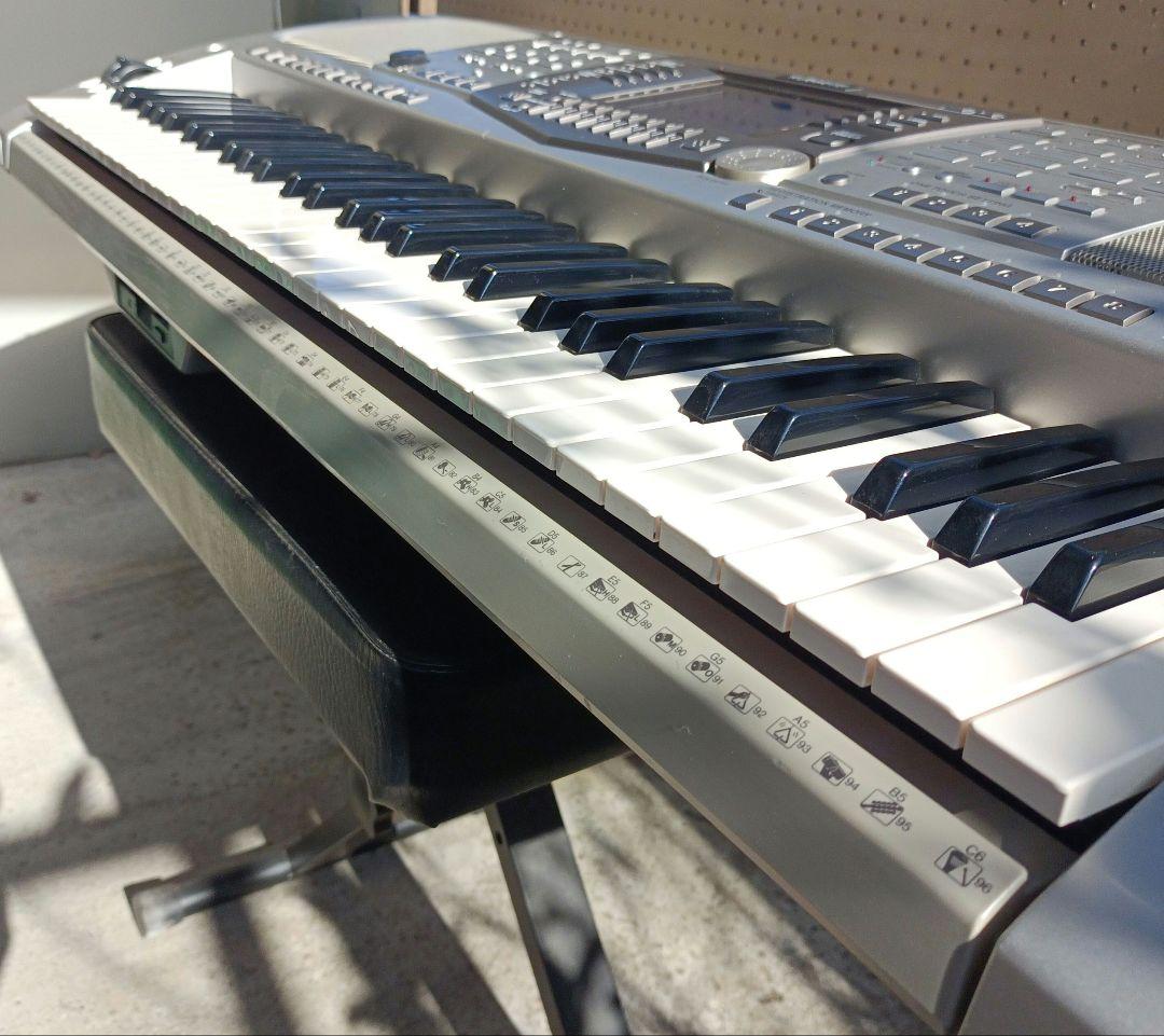 Yamaha PSR-2100シルバー 61鍵