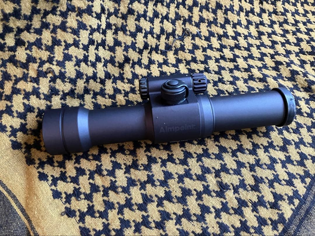 エイムポイント　9000L Aimpoint