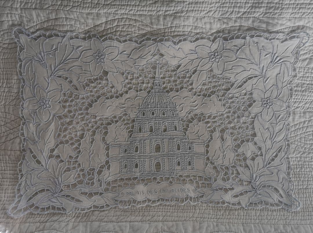 アンティークレース刺繍クロス アンヴァリッド フランス傷兵院 ミュージアム所蔵級