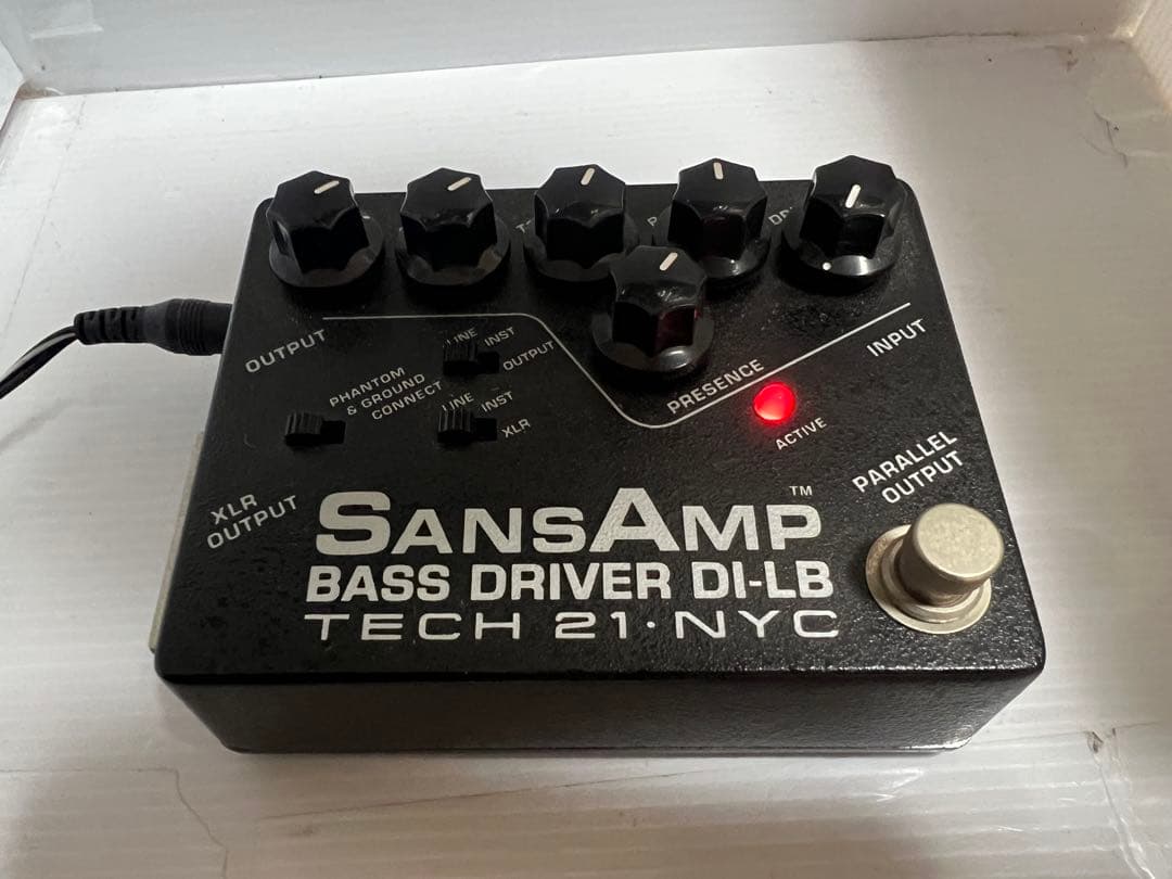 ベース SansAmp BASS D DI-LB / Tech 21 NYC