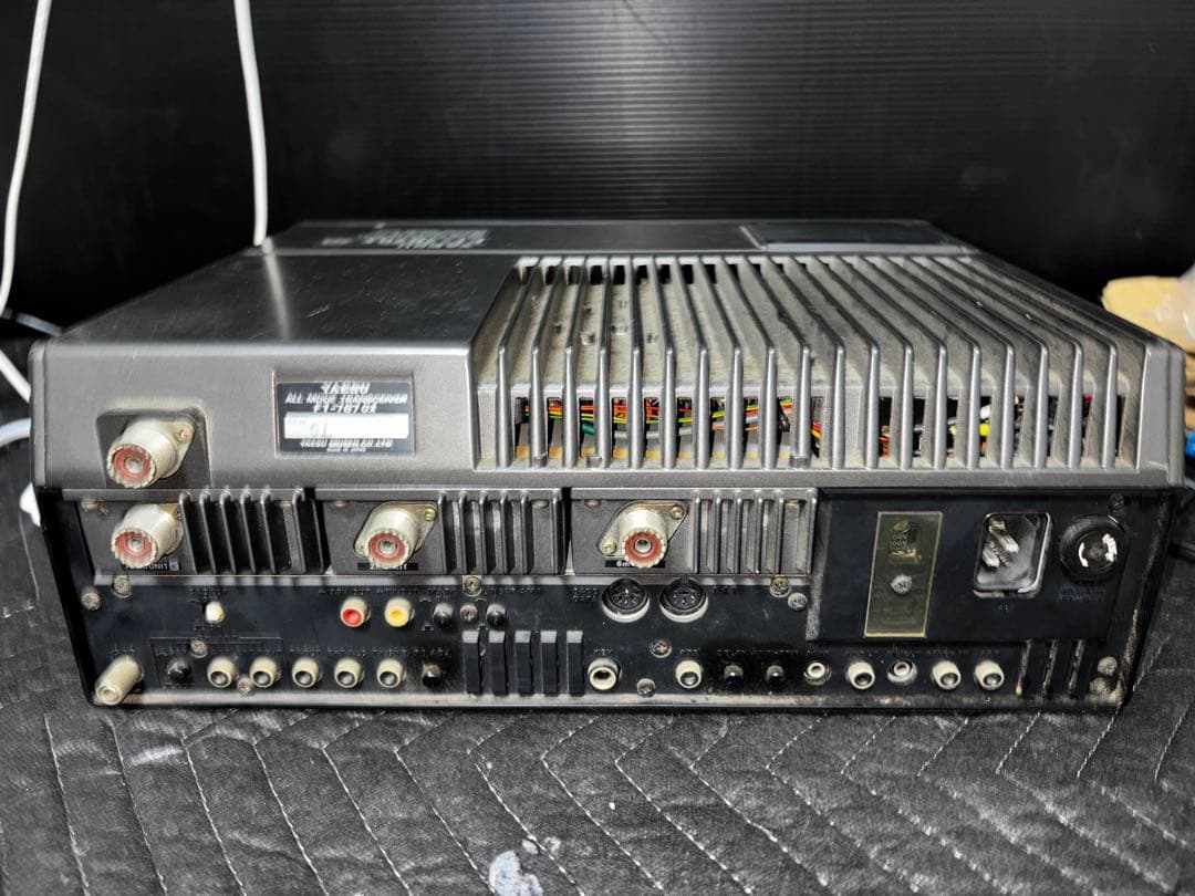 YAESU FT-767GX 【中古/現状品/通電化 動作未確認ジャンク】