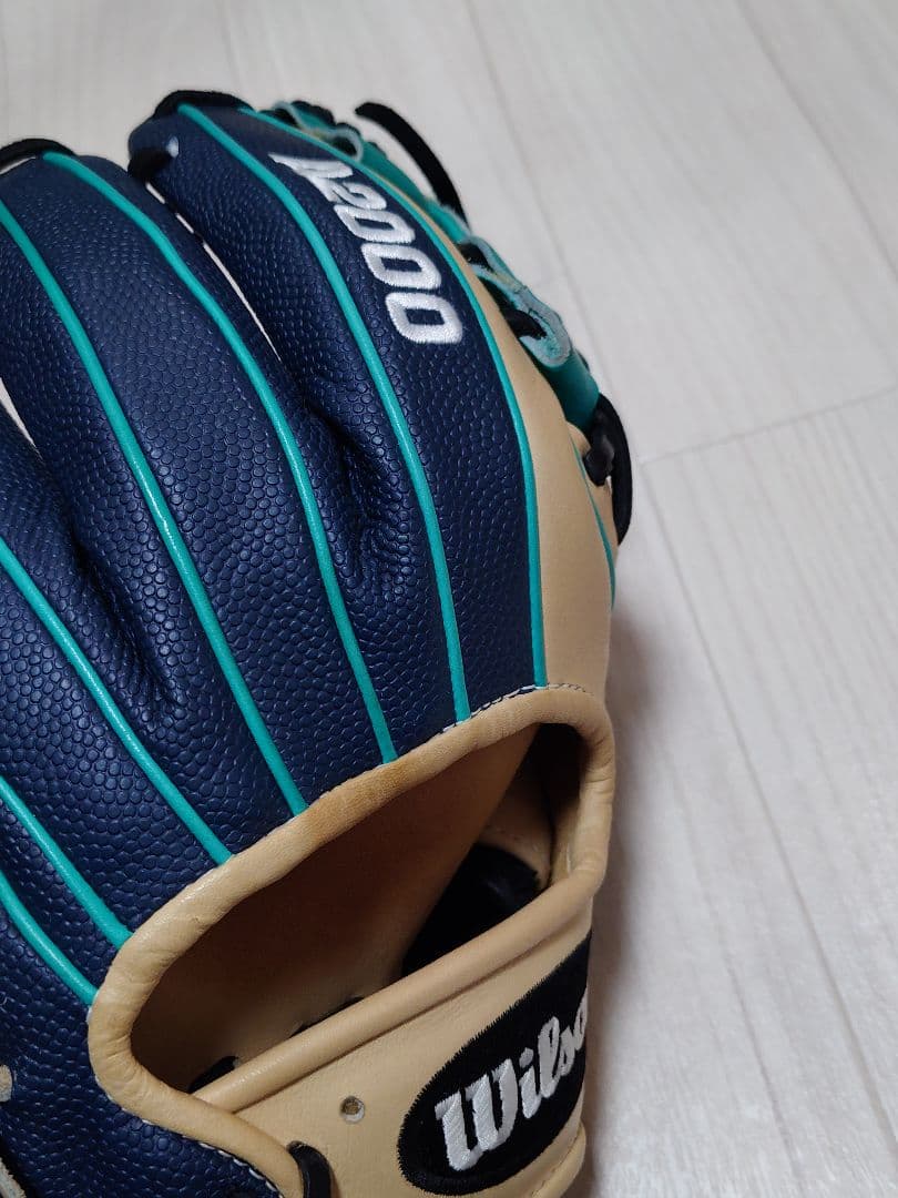 【野外未使用】USA Wilson A2000 限定品 86型 内野手 硬式