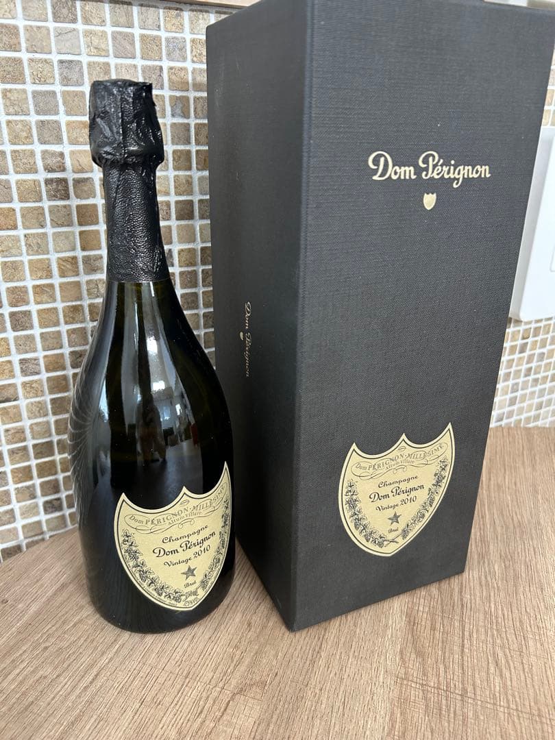 【新品】Dom Perignon シャンパン ギフトボックス入り