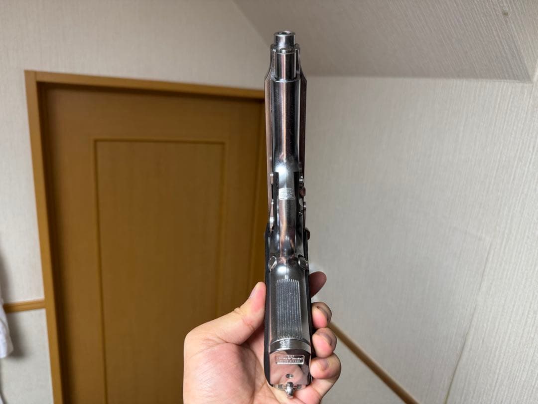 東京マルイ　M92F シルバー　ベレッタ実物グリップ