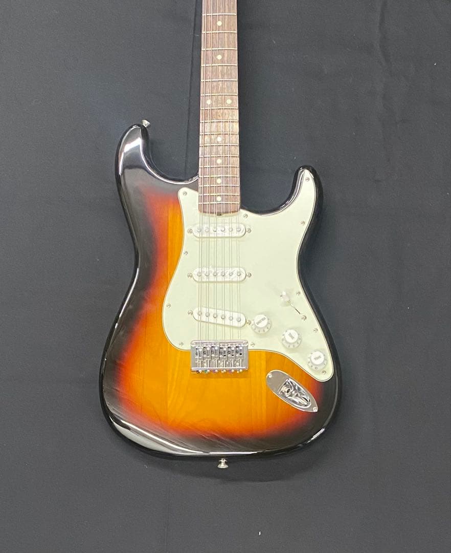 Fender 12弦ギターのストラト★ソフトケース付★