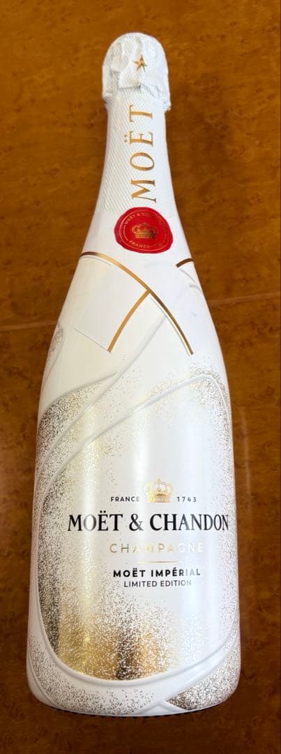 MOËT & CHANDON モエ アンペリアルゴールデンテロワール 12％