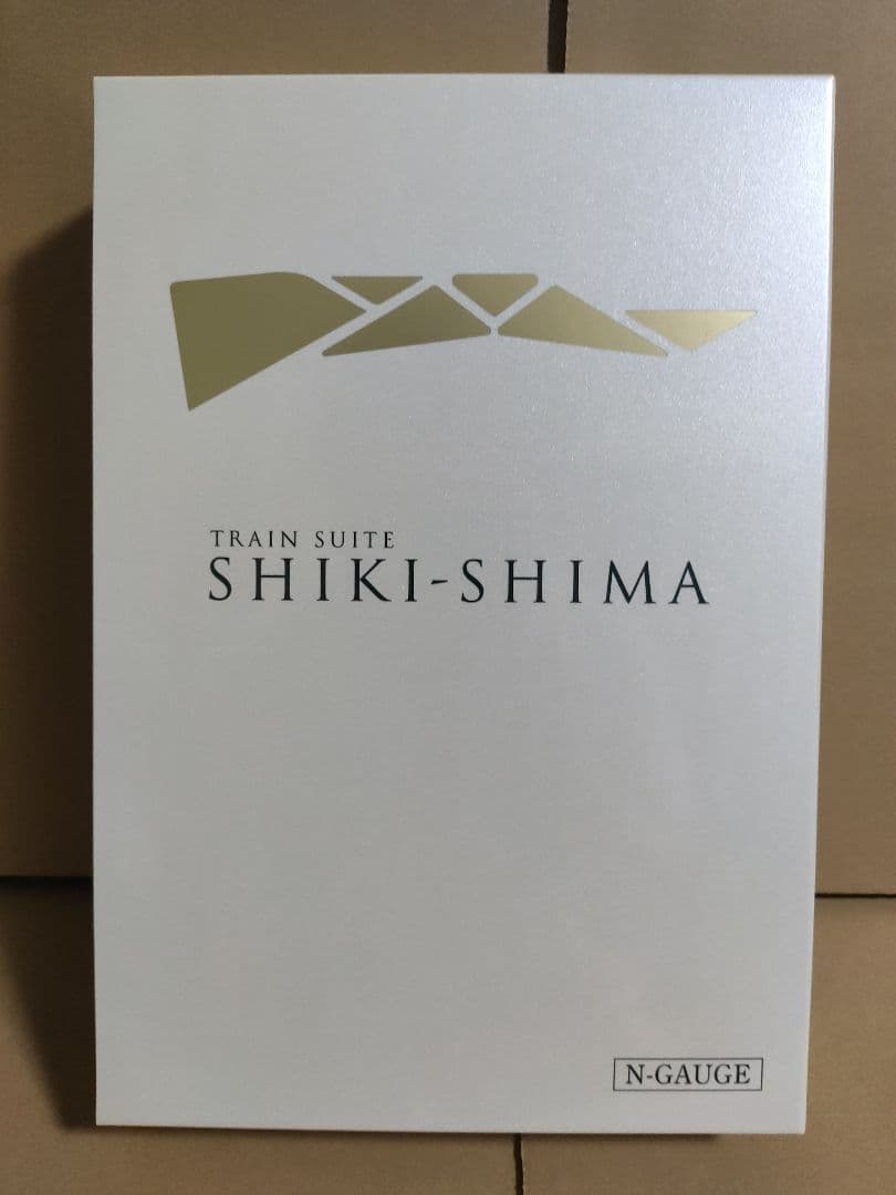 メ*カ様 KATO 10-1447 E001形 TRAIN SUITE 四季島