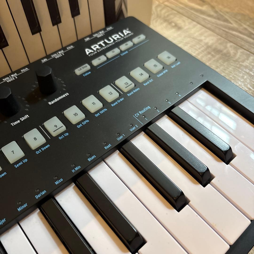 ARTURIA KEYSTEP PRO 37鍵 MIDIキーボード Black