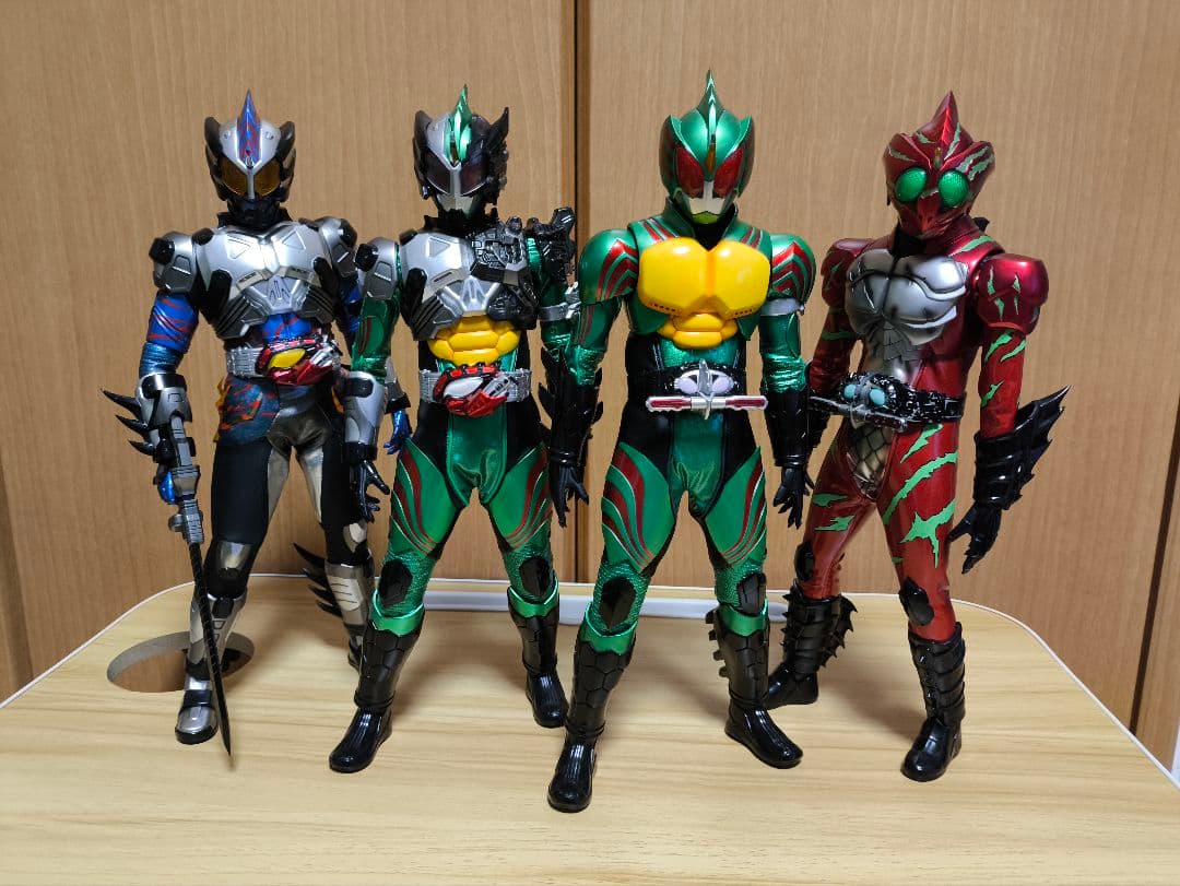 仮面ライダーアマゾンズ rah 4体セット