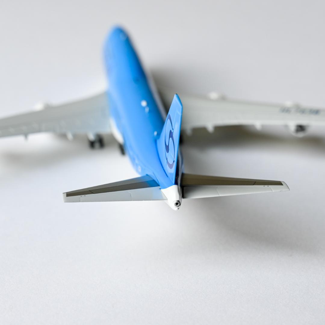 大韓航空 B747-8i 新塗装 HL7638 HX Models 1/400