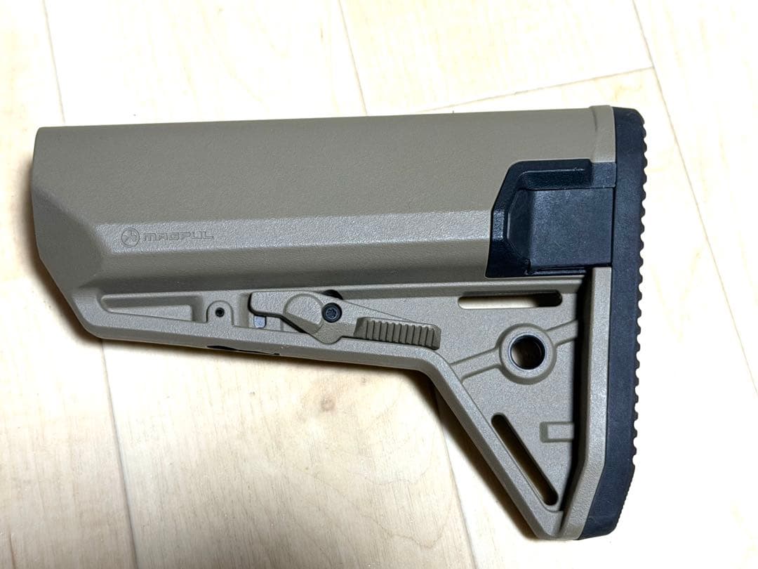 【実物】MAGPUL MOE SL-S ストック FDE MAG653