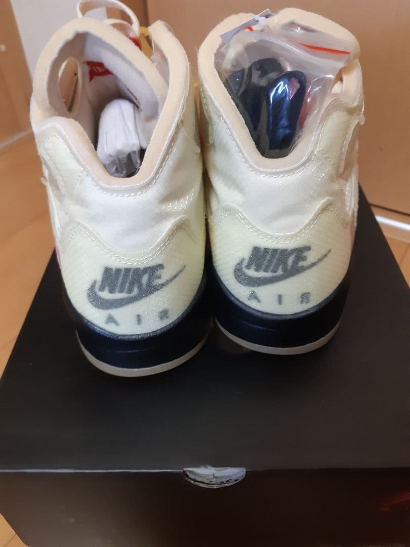シューズ(男性用) NIKE Off-White AIR JORDAN 5 SP Sail27.5