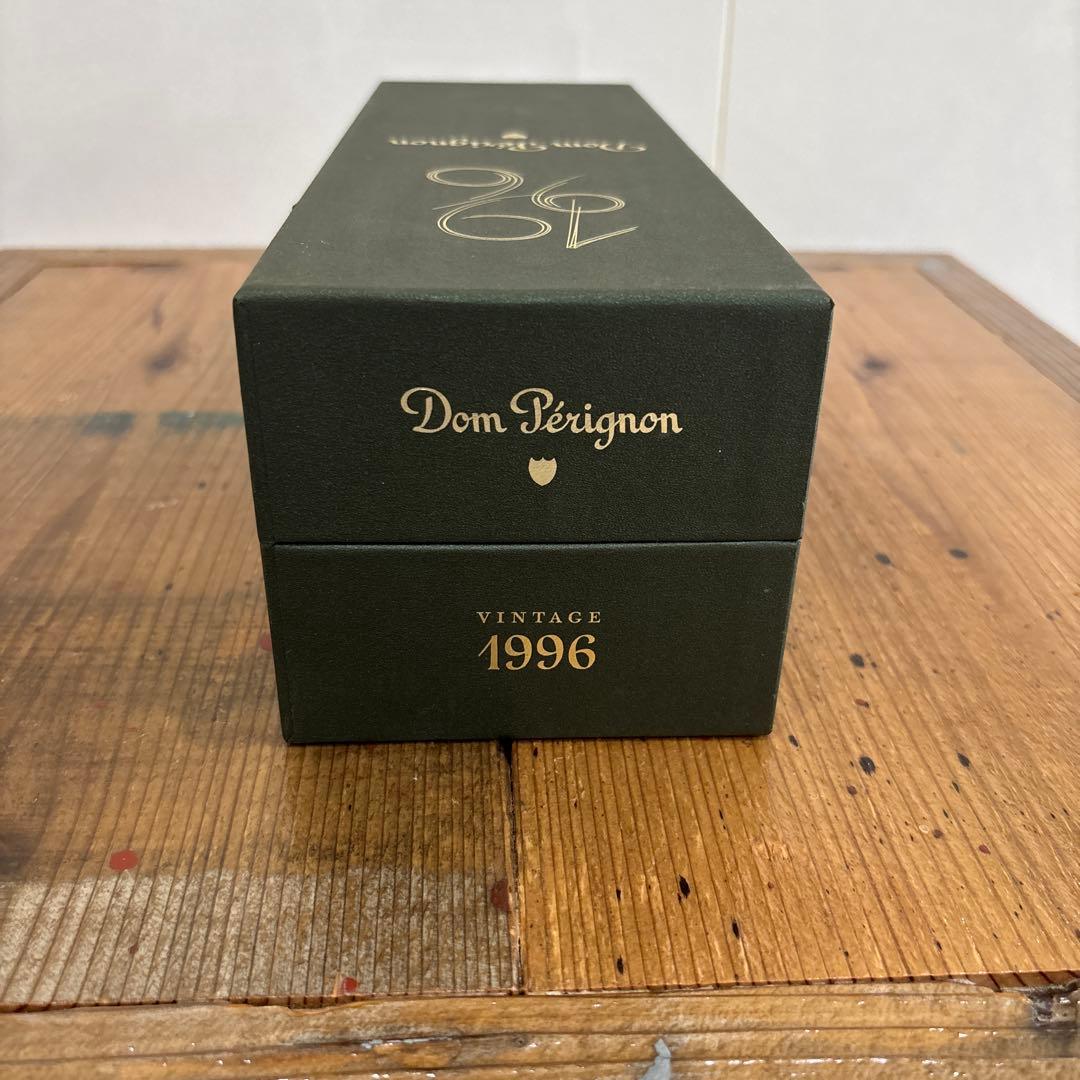 Dom Pérignon 1996 ギフトボックス入り未開封