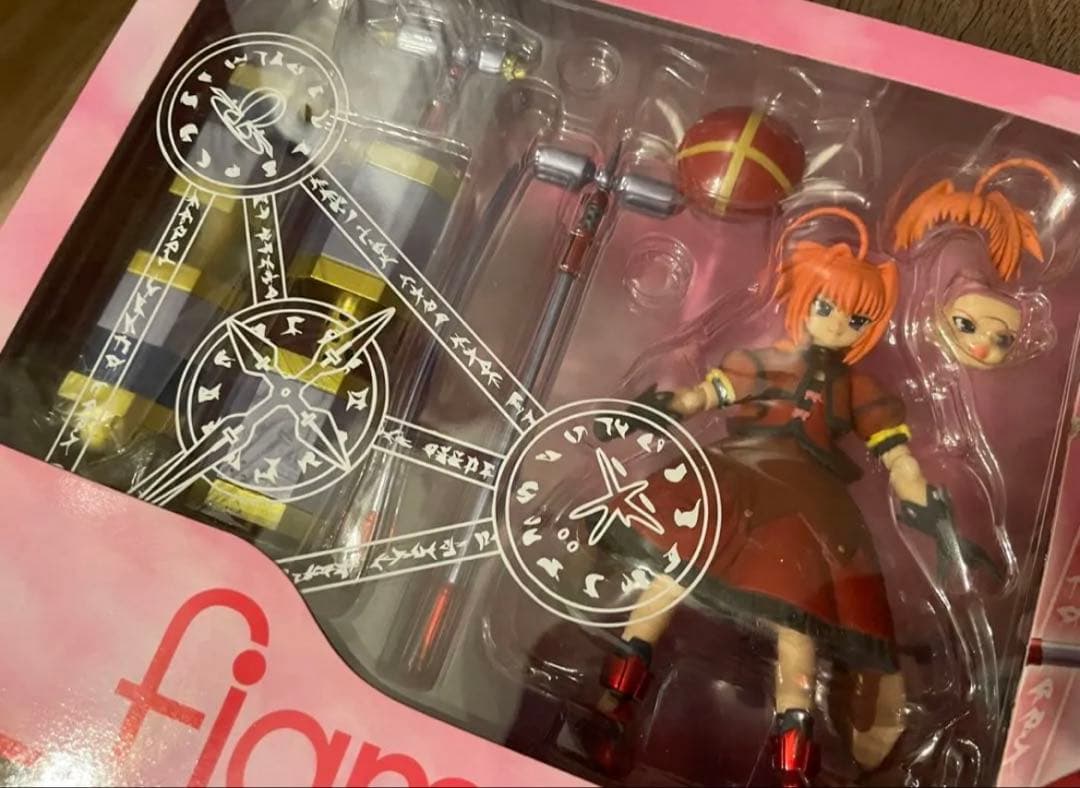 figma 魔法少女リリカルなのは Strikers ヴ イータはやてなのは3点