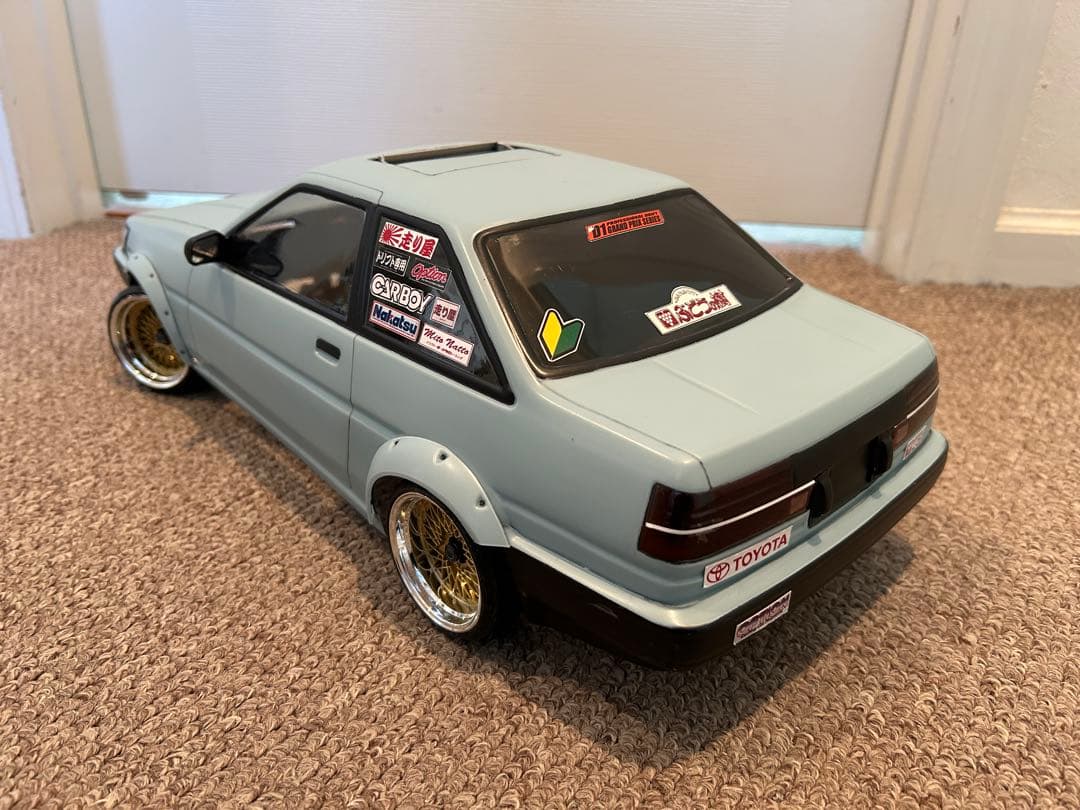 陸人・LP-86+AE86レビン、ボデ付き（オプションパーツ付き）