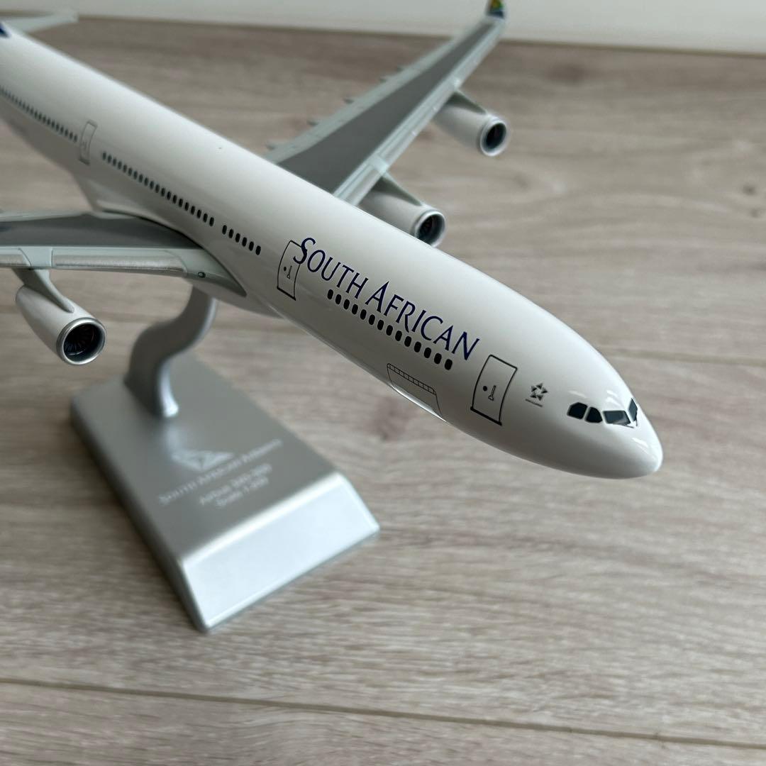 【新品】South African 南アフリカ航空 エアバスA340-300模型