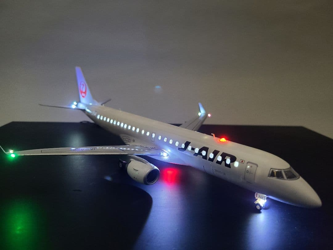 JAL エンブラエル E190 LED仕様 完成品