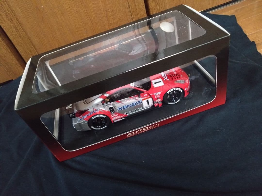 AUTOartザナヴィ NISMO Z 2004 JGTC Champion