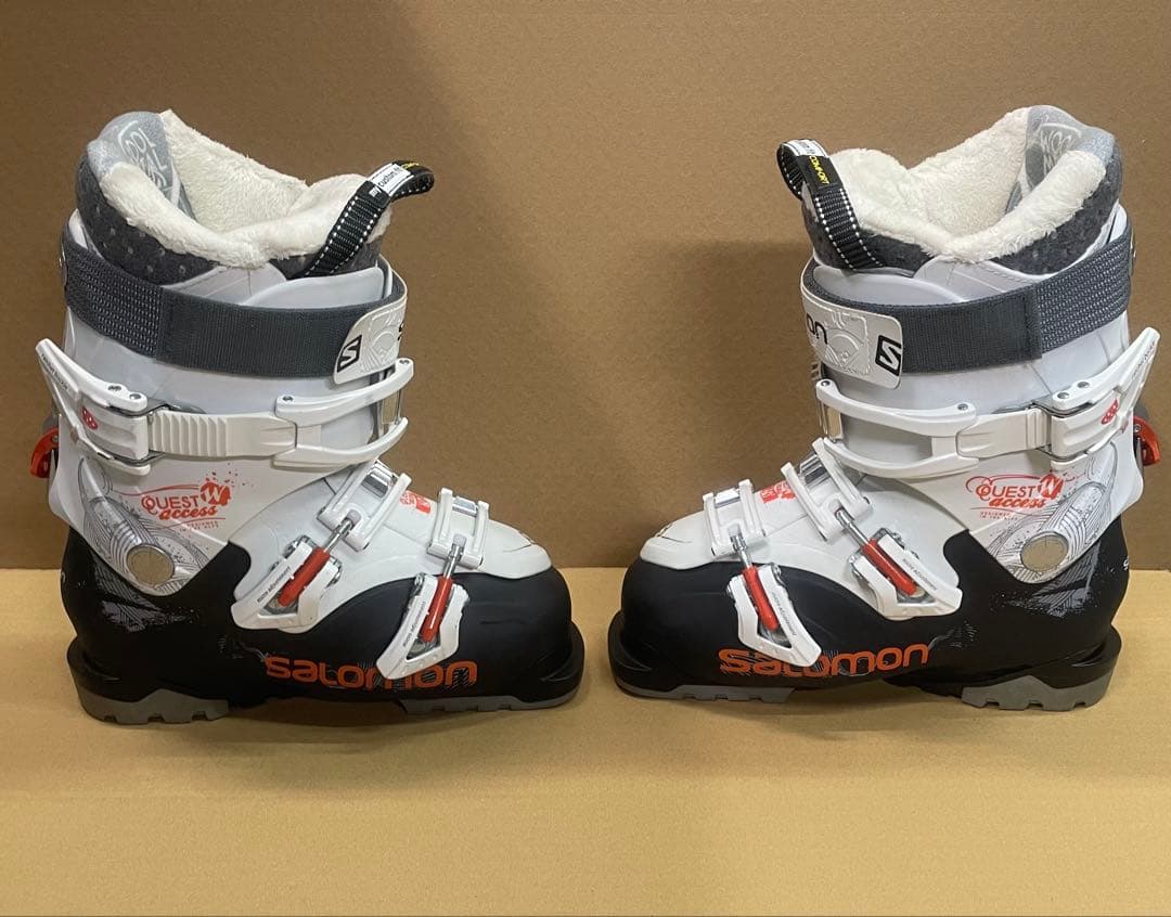 SALOMON QUEST ACCESS 60 スキーブーツ