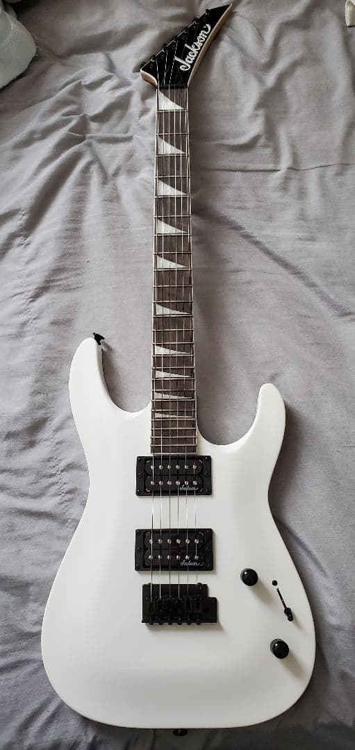 ギター JACKSON JS Series Dinky Arch Top JS22