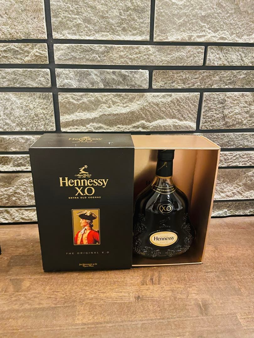 新品Hennessy X.O コニャック 700ml ギフトボックス付き