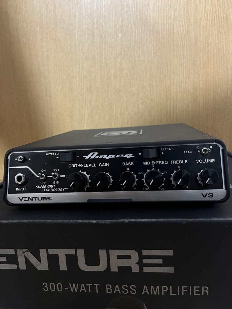 アンペグ AMPEG ベースアンプヘッド 300W VENTURE V3 小型