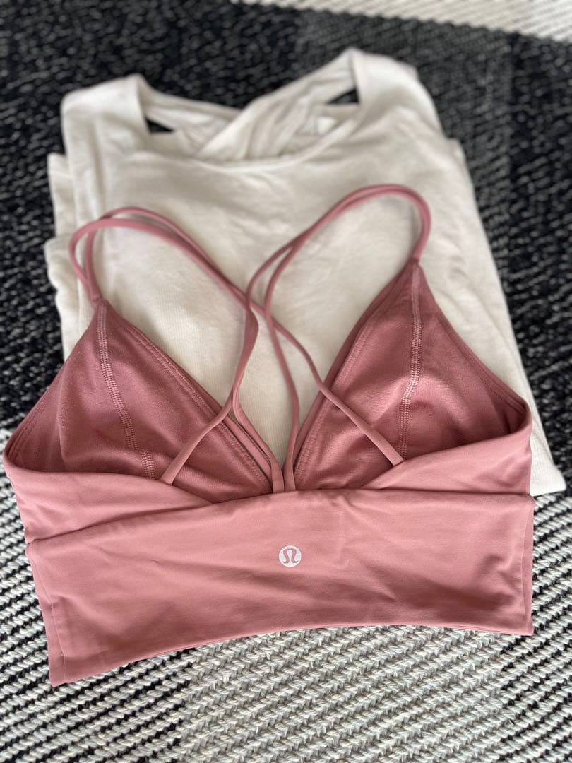 Lululemon ヨガ／ピラティス トップス 3点セット（Size 4）